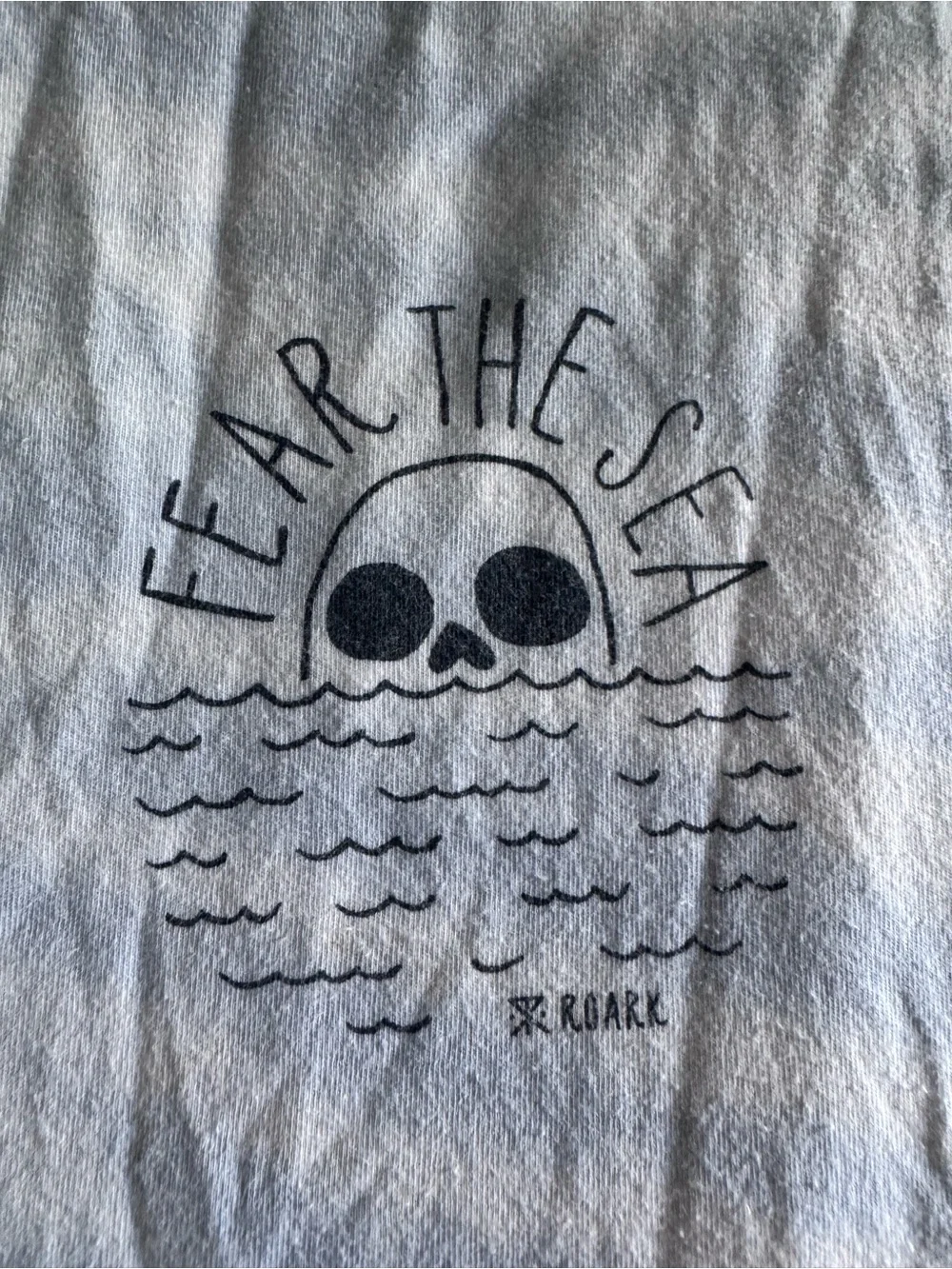 Roark | Shirts | Roark White Short Sleeve Tee With Small Skull Graphic ...